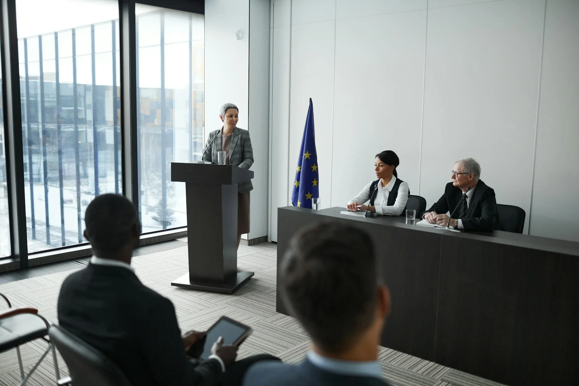 EU styrker cybersikkerheden: Fokus på NIS2-implementering og AI-trusler ...
